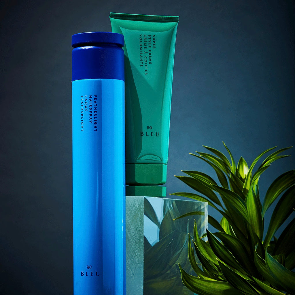 FEATHERLIGHT HAIRSPRAY – R+Co